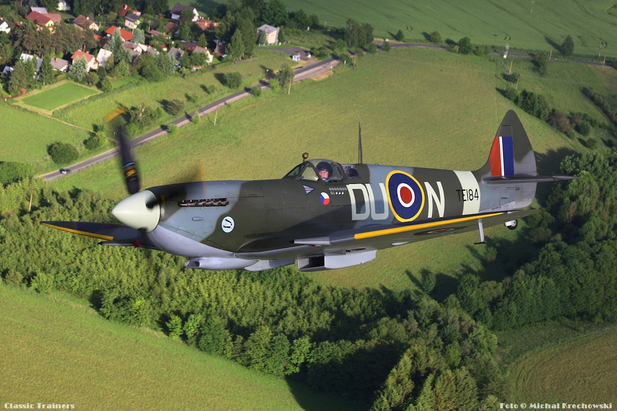 Spitfire Mk.XVIE TE184 DU-N